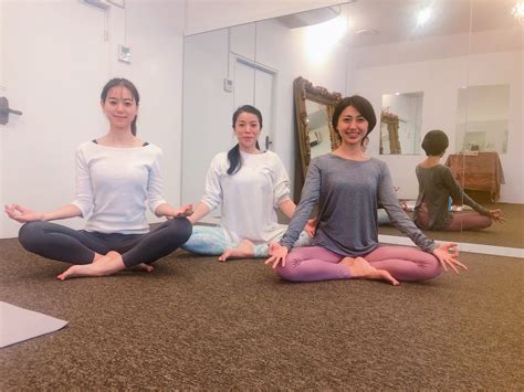 Huali 広島 卒業レッスン2発目！ ヨガインストラクター超少人数制スクール Yoga Huali ヨガ講師養成