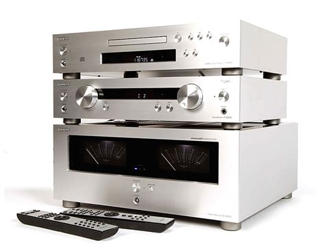 Классическое трио Усилители и Cd проигрыватель Onkyo P 3000r M 5000r C