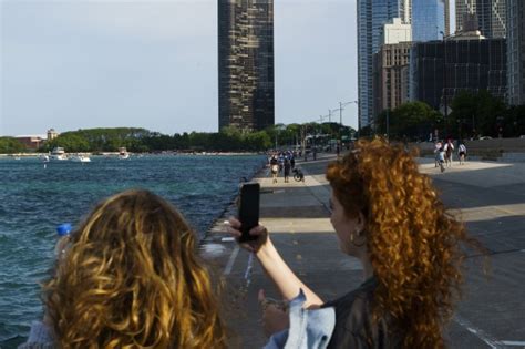 What Is Chicagos ‘playpen Explaining The Hot Spot On Lake Michigan