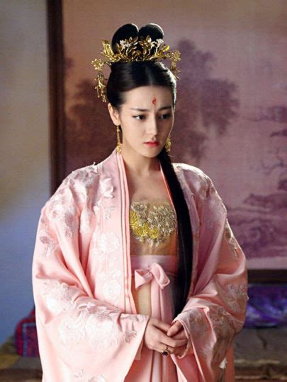 ประวัติ ตี่ลี่เร่อปา นางเอกสาวสวย น่ารักสดใส ที่กำลังมาแรง ติดตามแวดวงบันเทิง ดารา ไทย ไอดอล