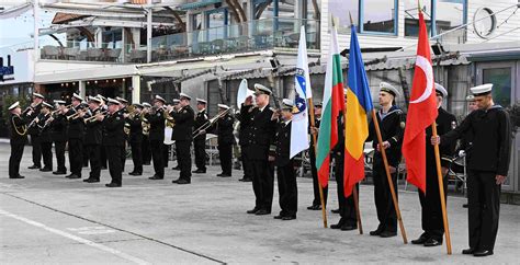 Противоминната военноморска група в Черно море започва учения под