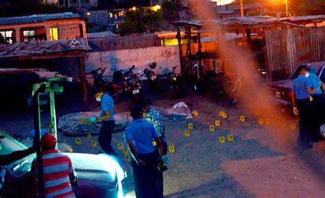 Según Criminólogos Pelea De Territorio Y Venta De Drogas Eleva Crímenes Múltiples En El 2019