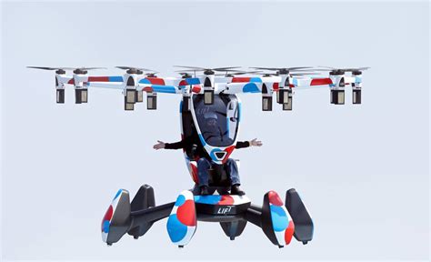 大阪・関西万博「空飛ぶクルマ」機体の一部が落下当面は飛行中止に ｜best Times（ベストタイムズ）
