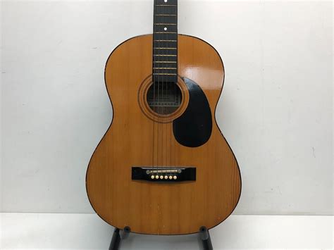 Hohner Full Size Acoustic Guitar