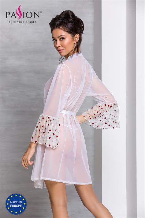 Lovelia Passion White Peignoir Bathrobe Red Velvet Hearts Le Bar Nylon
