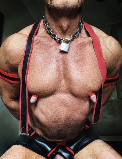 Nipleatherdaddy The BbottomWOW Great Set Of Nip Tumbex