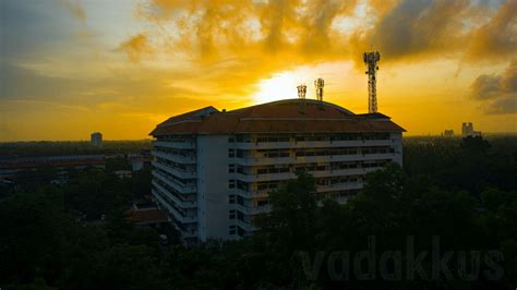 The Technopark Trivandrum Nila Building At Sunset Fottams