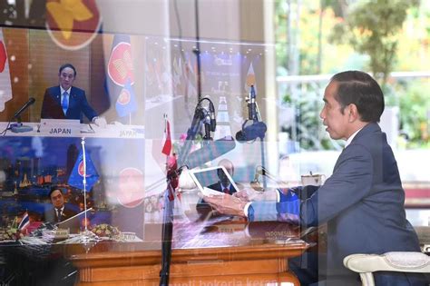 Presiden Jokowi Sampaikan Pidato Pada KTT Ke 23 ASEAN Jepang Secara