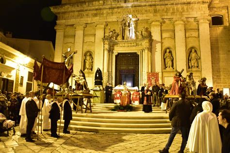 Anche Al Rito Della Processione Dei Misteri Ci Sono Raccomandati