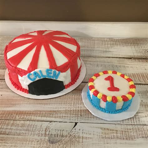 Circus Tent Cake And Smash Cake For A Circus First Birthday Circus