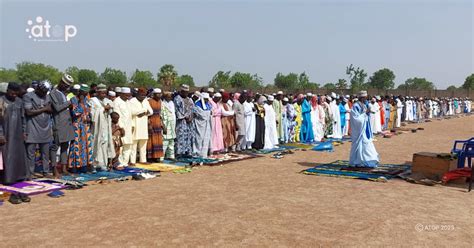 Les fidèles musulmans des Savanes louent Allah et prient pour la paix
