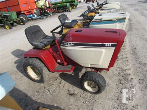 Cub Cadet 682 Online Auctions