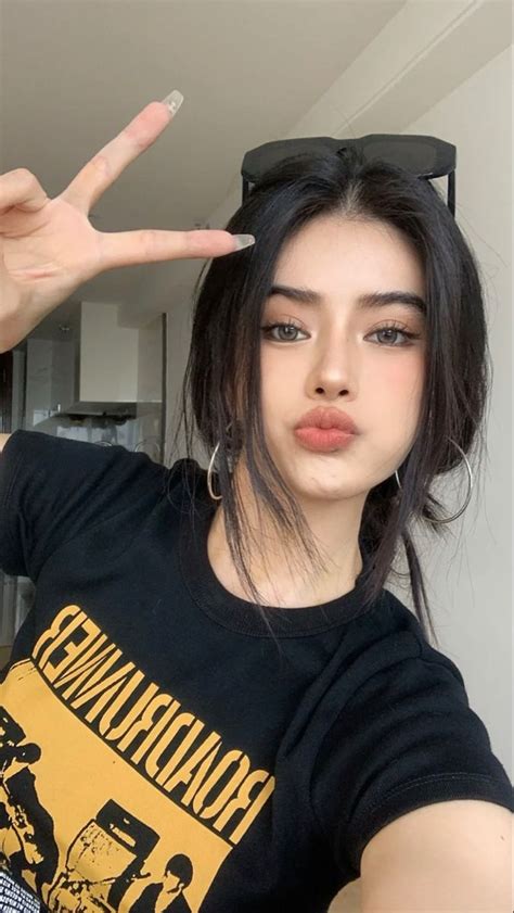 Shan Qiu You 山秋友 Cute Makeup Looks Makeup Looks Pretty Girl Face