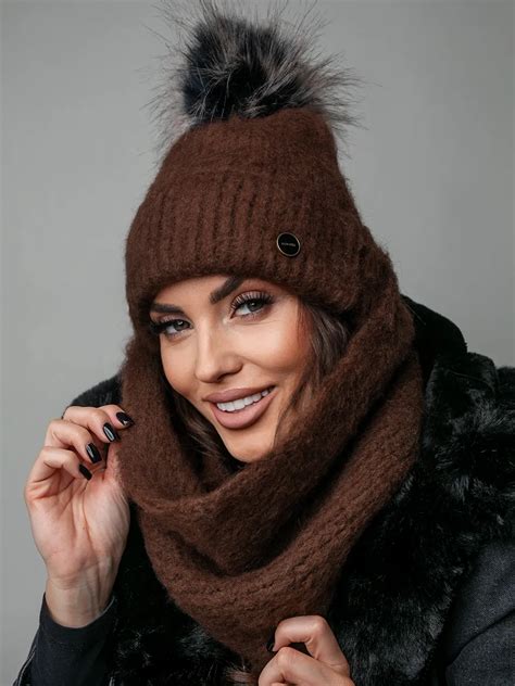Damski zestaw czapka komin brązowy Freya set 002 Escoli