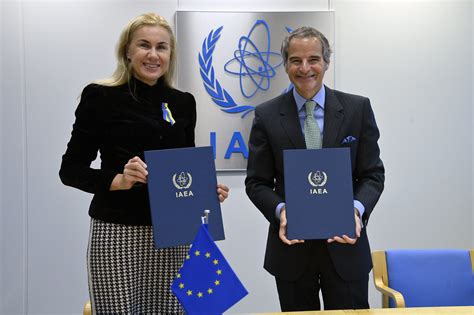 Iaea And European Commission Expand Cooperation On Nuclear Safety