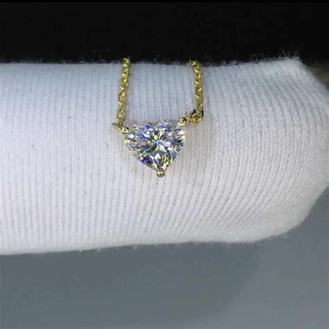 【newデザイン】特製ハートシェイプ モアサナイト ネックレス K18yg ネックレス・ペンダント ルイ 通販｜creemaクリーマ