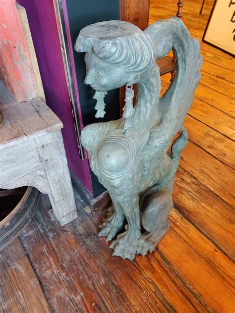 Sideblog For The Siterunner Of Bogleech Com Saw This Small Sphinx Today