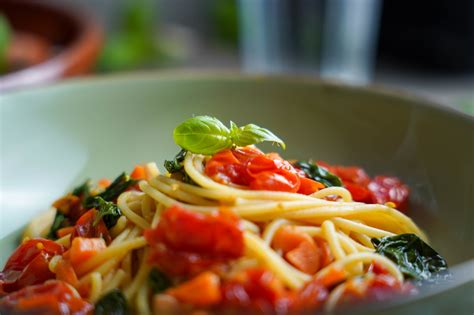 Spaghetti Al Pomodoro Easy Peasy Vegan Einfaches Nachkochen Dank Bebilderter Step By Step