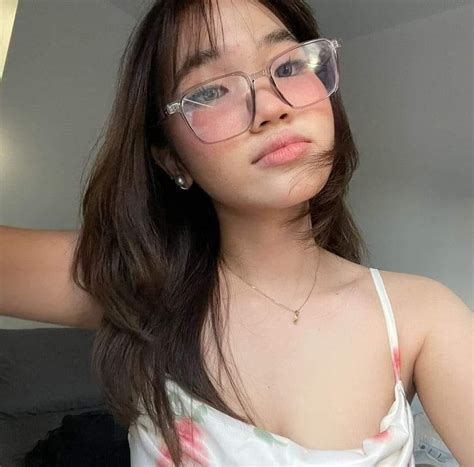 School Girl Rocelle Reiko Facebook