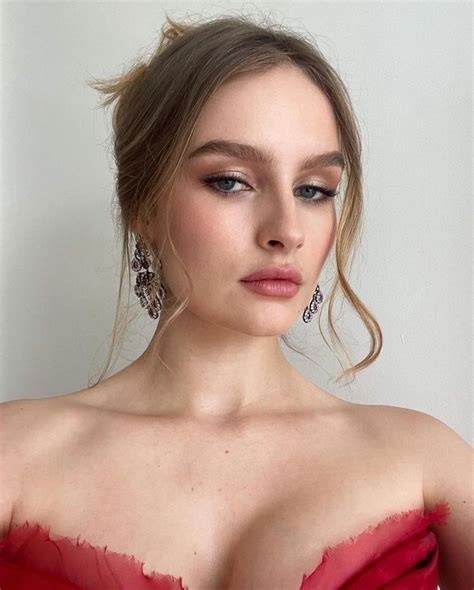 Makeup Ideas To Match A Red Dress Mugeek Vidalondon