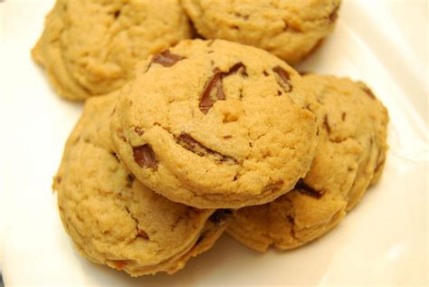 Peanut Butter Chocolate Chunk Cookies A Moms Impression Recipes
