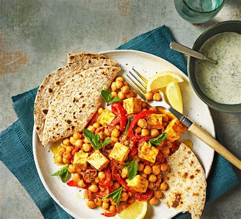 Paneer And Chickpea Curry Trendradars