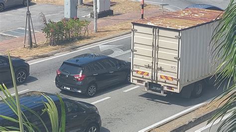 Malaysian Truck Detection Object Detection Dataset By Tajdid