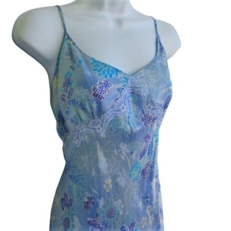 SiLK Vintage S Slip Dress Nightgown Floral Lace Depop
