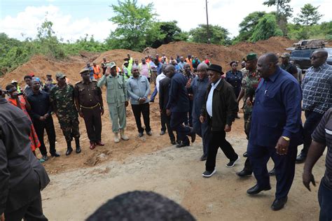 MAELEZO Rais Magufuli Aagiza Maafisa TANROADS Kusimamishwa Kazi
