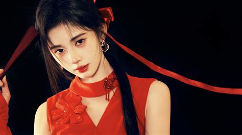 杨幂唐装美女高清壁纸 高清美女壁纸 我爱桌面
