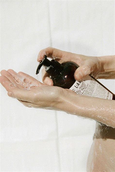 La Bruket라부르켓 핸드 And 바디워시 큐컴버민트 240ml Sivillage 에스아이빌리지