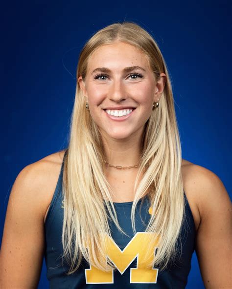 Mia Manson Long Jump Pole Vault Hurdles Left Back Michigan Wolverines Nil Profile Opendorse