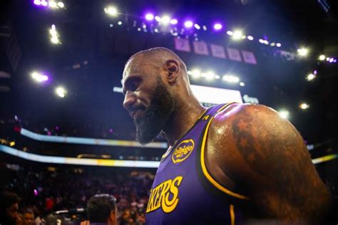 JJ Redick Makes One Thing Clear About LeBron James Insane Intentional Miss Against Suns