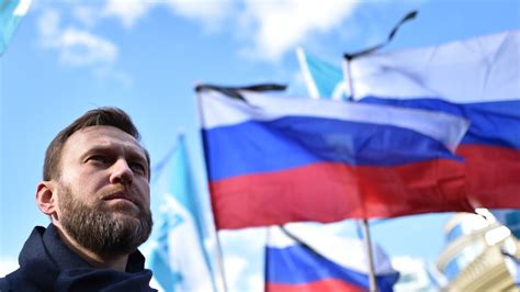 Can Navalny Trump Putin