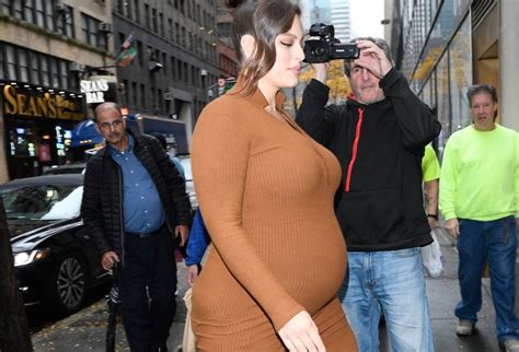 Ashley Graham Pokazała Się Nago Tuż Przed Porodem Pomponikpl