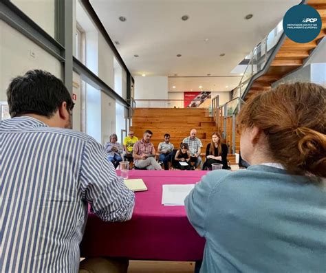 Sessão Pública “aumento Dos Salários Valorização Das Carreiras E