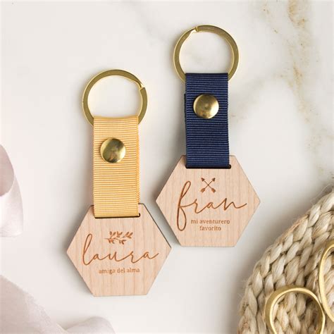 Llaveros De Madera Personalizados El Blog De This Is Kool
