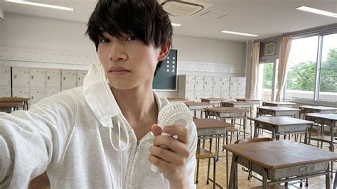 佐藤瑠雅 On Twitter 仮面ライダーギーツ4話ご視聴ありがとうございました！ 景和くんはまたブーストバックル使えなかったですね笑