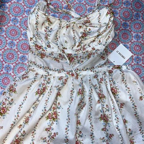 Nwt Forever 21 Floral Mini Dress Depop