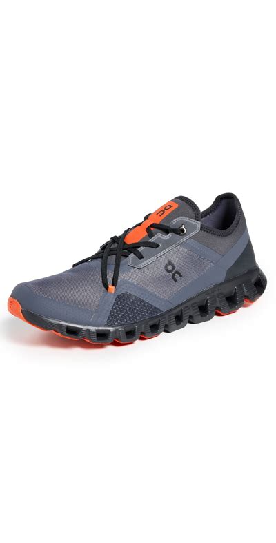 On Cloudswift 3 Ad Trainer In Dark Blue Modesens