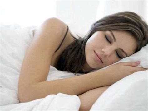 World Sleep Day 2021 आरोग्य निरोगी राहण्यासाठी चांगली झोप घेणे आवश्यक