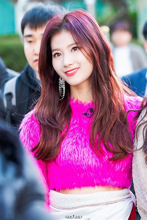 181113 Sbs Night Of Real Entertainment 본격연예 한밤 Filming At Ifc Mall