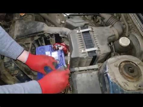 Установка аккумулятора Mitsubishi Lancer 9 \ Митсубиши Лансер 9 - YouTube