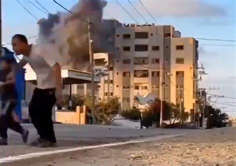 Израелската армија синоќа изврши 11 напади врз бејрутското предградие Дахија Независен Весник