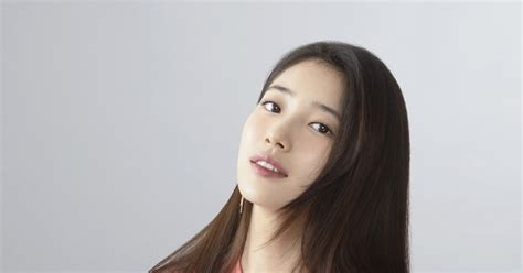수지 김수현이 한 앞니 플러팅 봤다많이 따라 해줘서 기분 좋아 인터뷰②