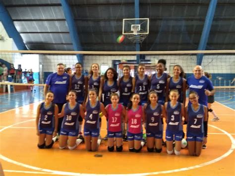 Vôlei feminino Sub 15 do Time Jundiaí estreia nesta 3ª feira Esporte
