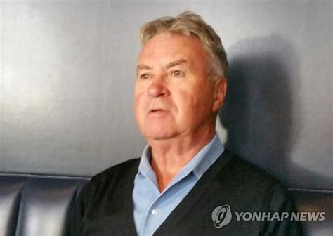 히딩크 한국축구 위해 어떤 형태로든 기여할 용의있다 위키트리