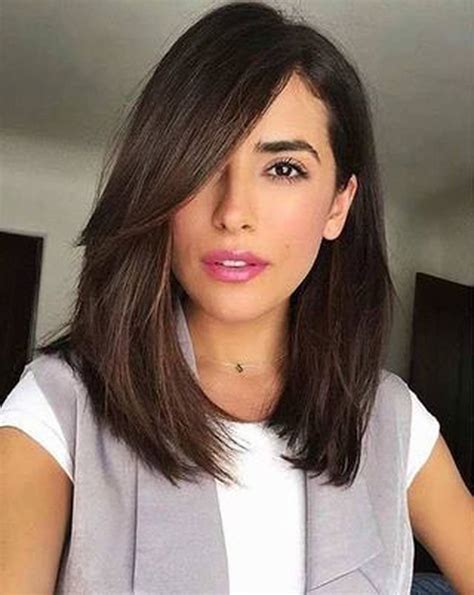 Cortes de cabello al hombro en capas que están de moda y son elegantes