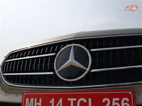New Mercedes E Class Video Review Style And Substance Motoroctane