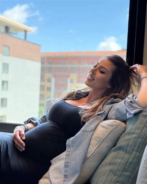 Ce Diferență De Vârstă Există între Roxana Nemeș și Soțul Său Călin